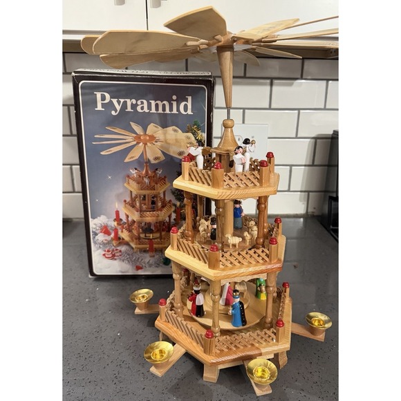 The Unbranded Brand | Holiday | Vintage Christmas 3 Tier Wooden ...